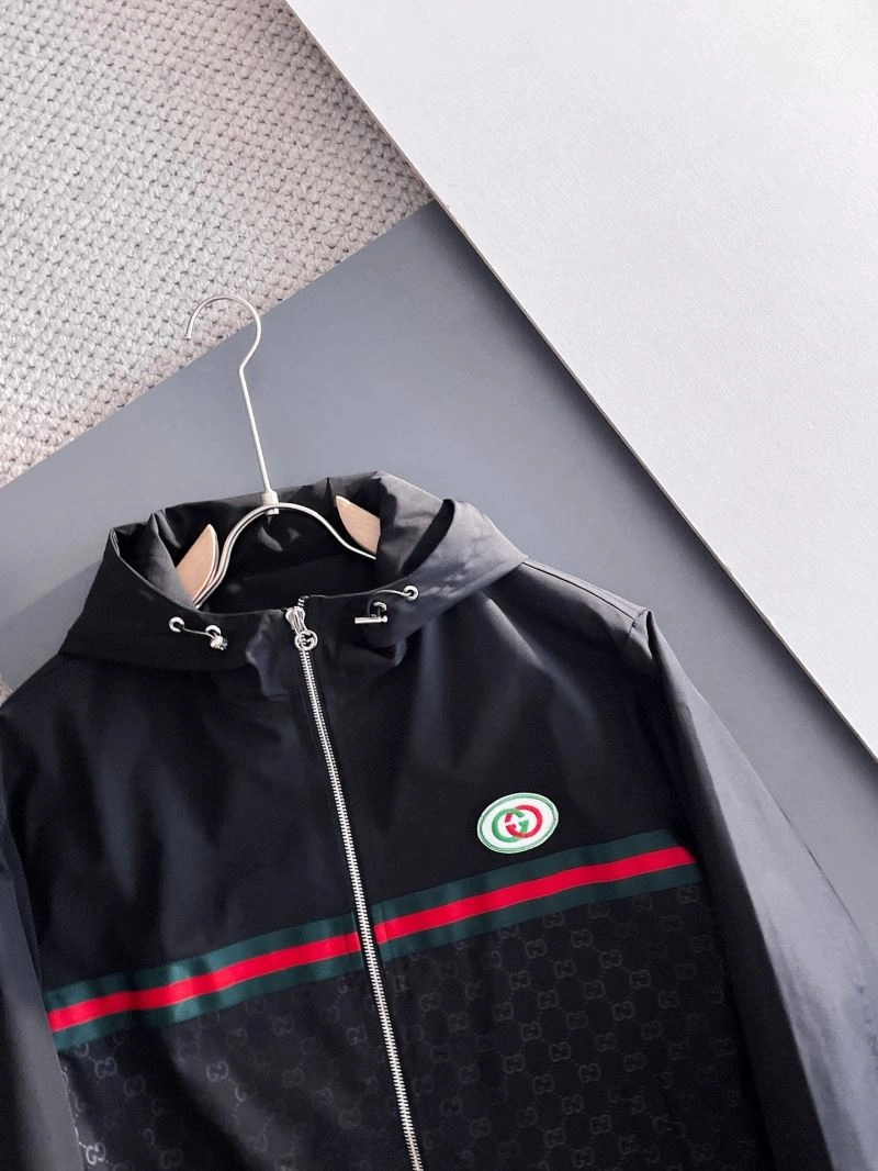 Bargain Gucci Outwear