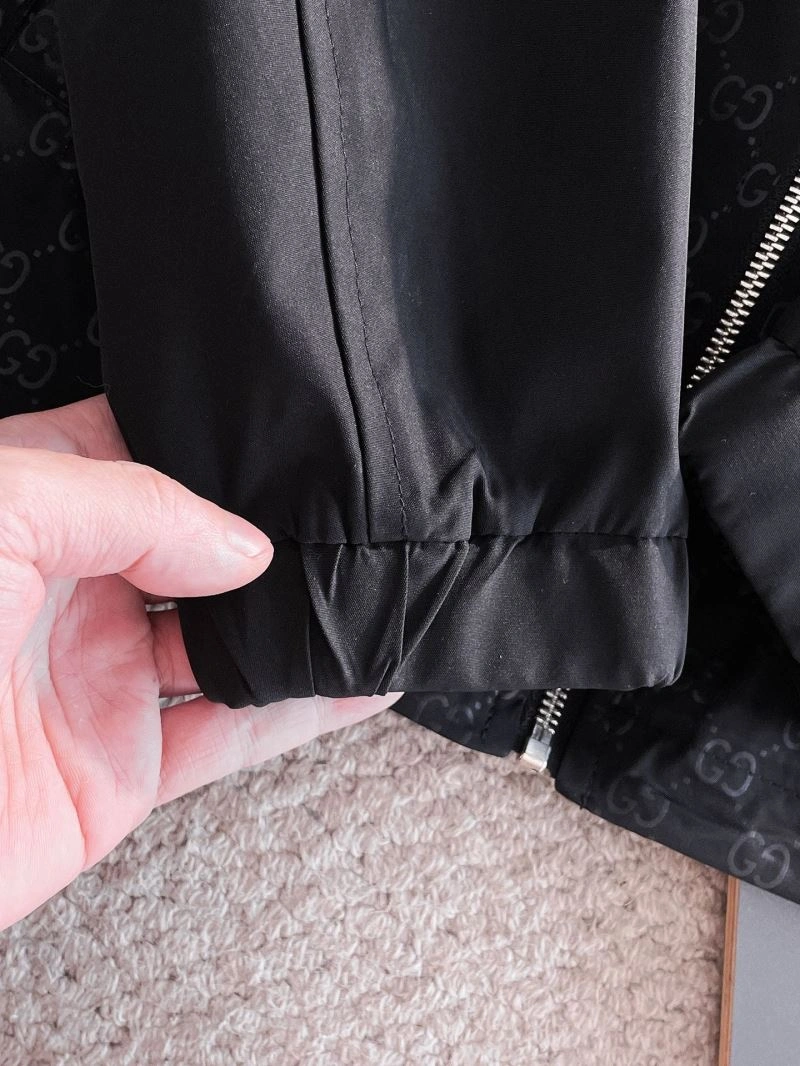 Bargain Gucci Outwear