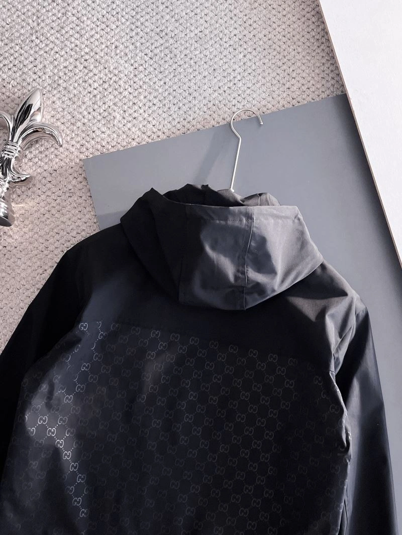 Bargain Gucci Outwear