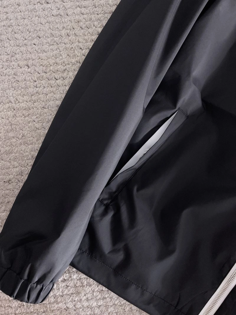 Precise copy Gucci Outwear