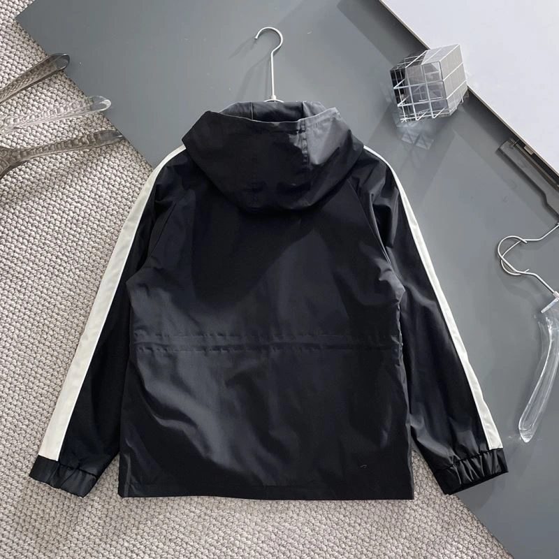 Discounted Gucci Outwear