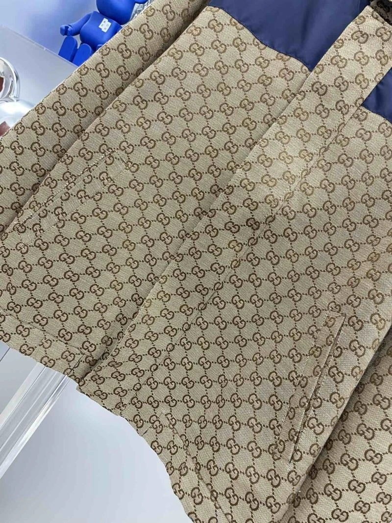 Low-cost Gucci Outwear