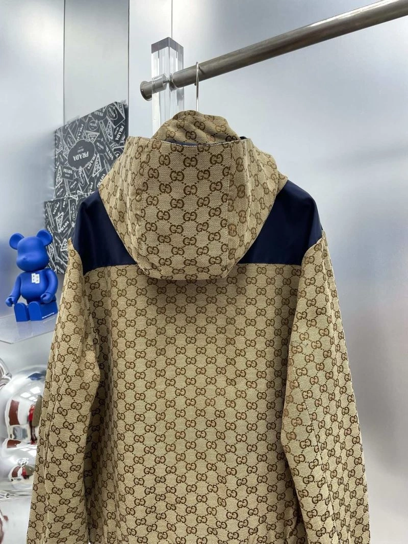 Low-cost Gucci Outwear