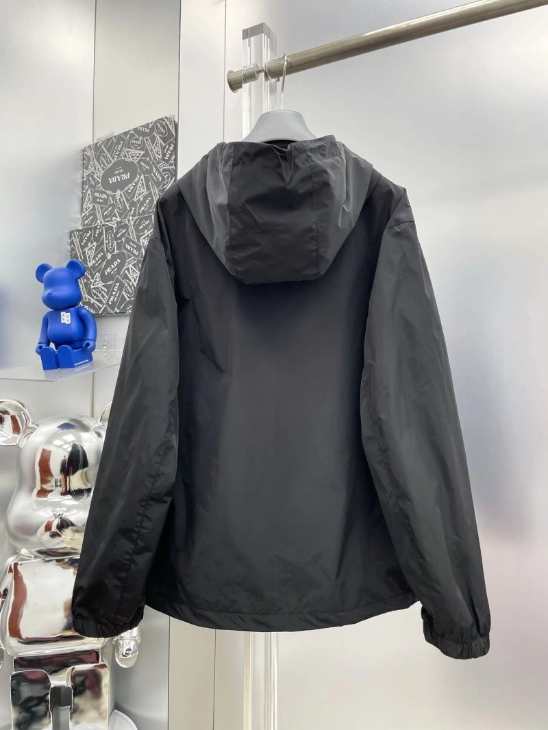 Original Gucci Outwear