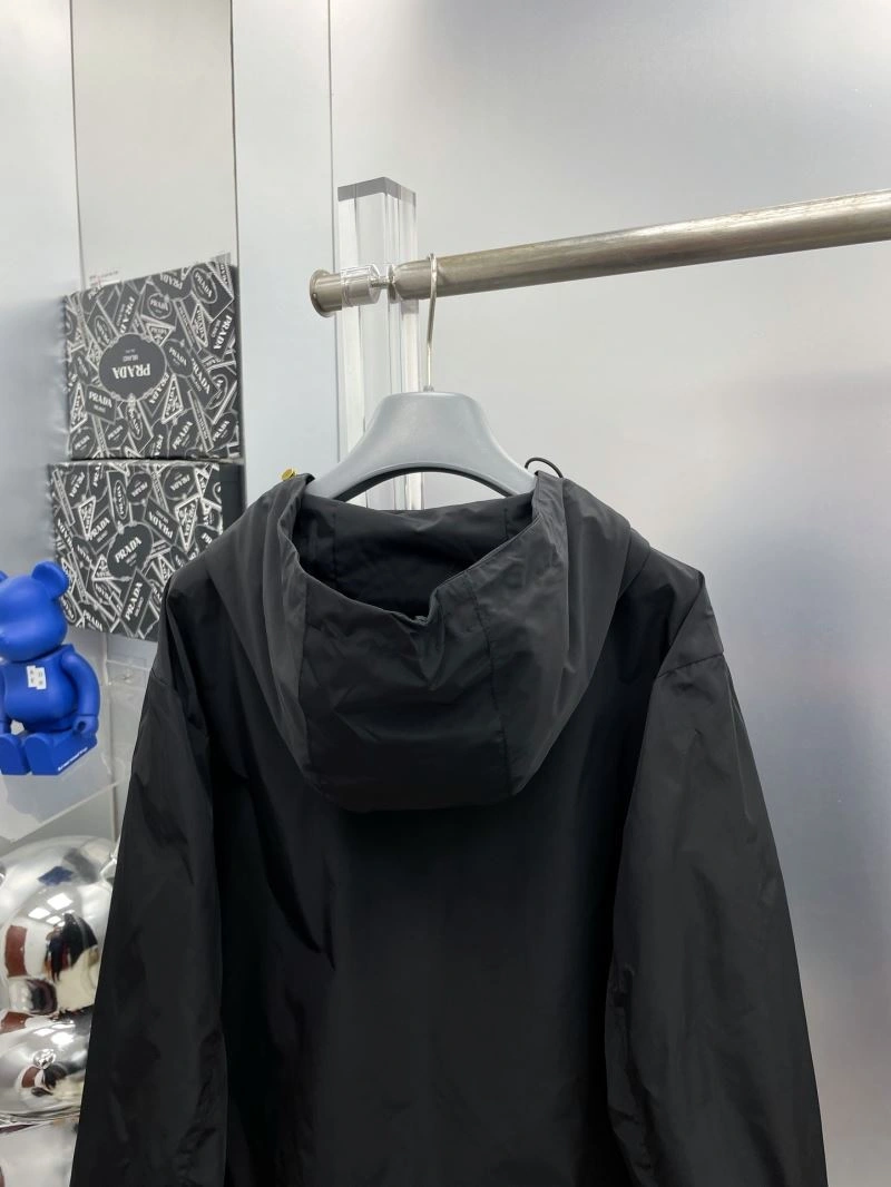 Original Gucci Outwear