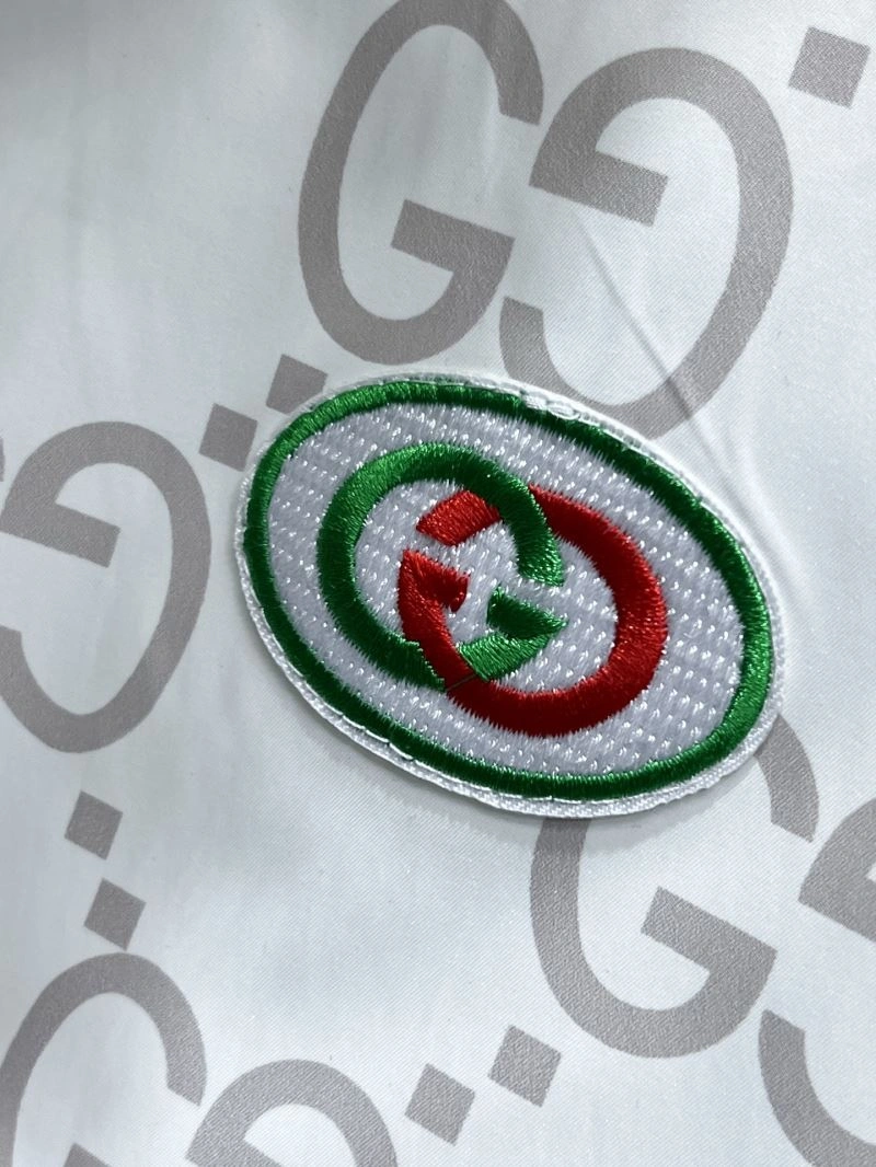 Top mirror Gucci Outwear