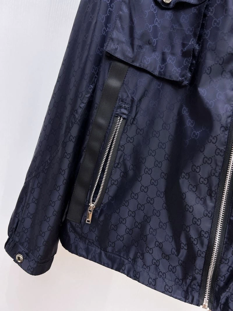 Top match Gucci Outwear