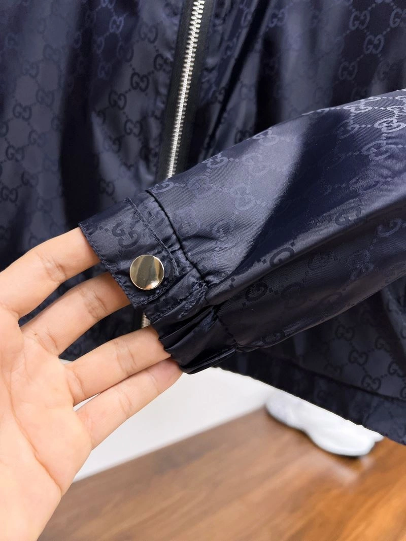 Top match Gucci Outwear