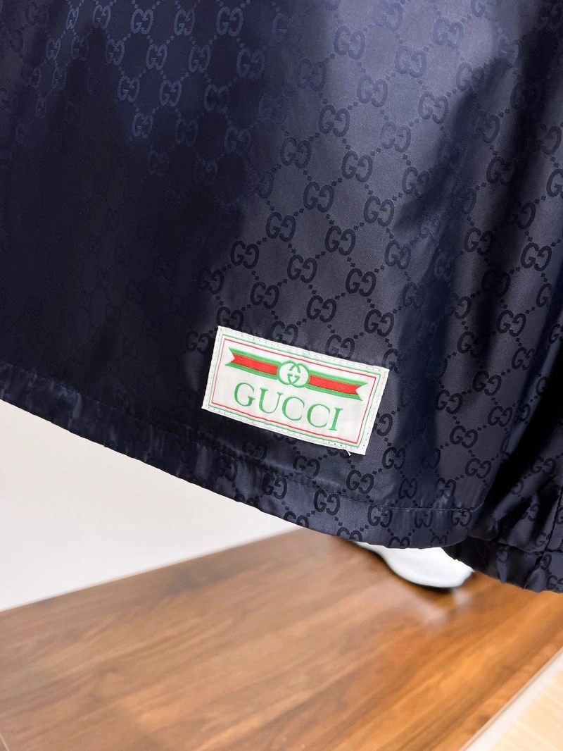 Top match Gucci Outwear