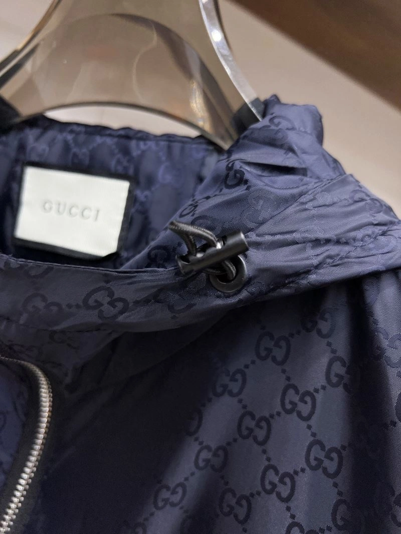 Top match Gucci Outwear