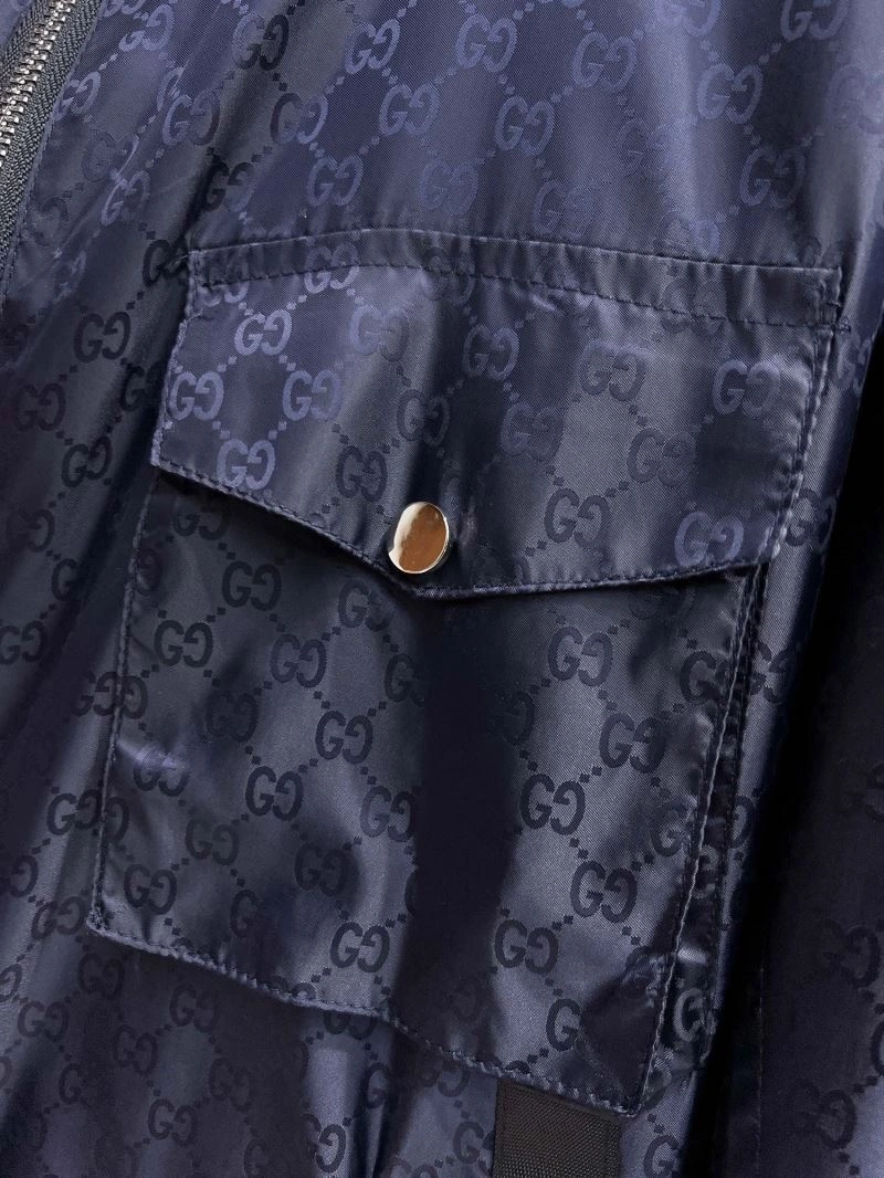 Top match Gucci Outwear