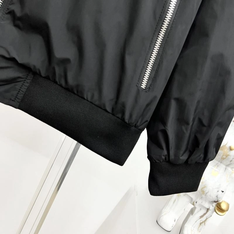 Accurate model Gucci Outwear