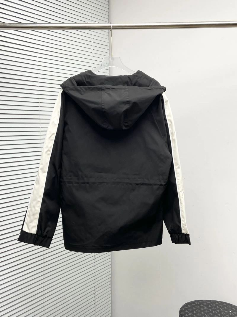 Accurate model Gucci Outwear