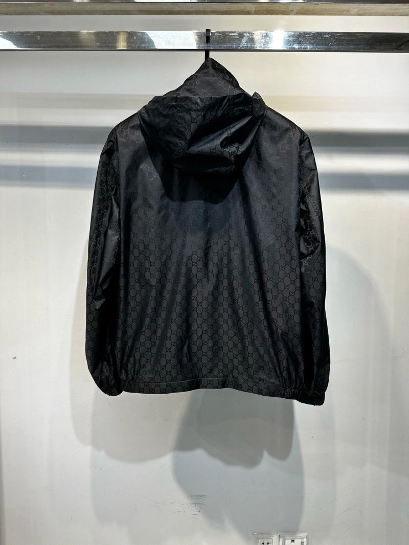 Top mirror Gucci Outwear