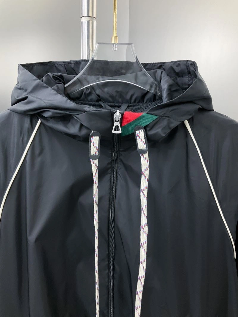 Bargain Gucci Outwear