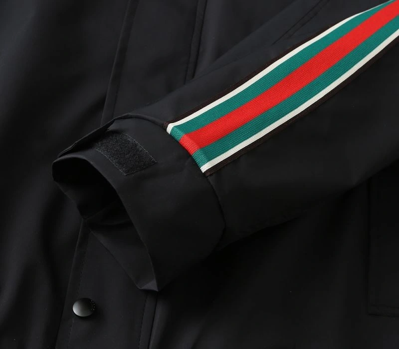 Bargain Gucci Outwear