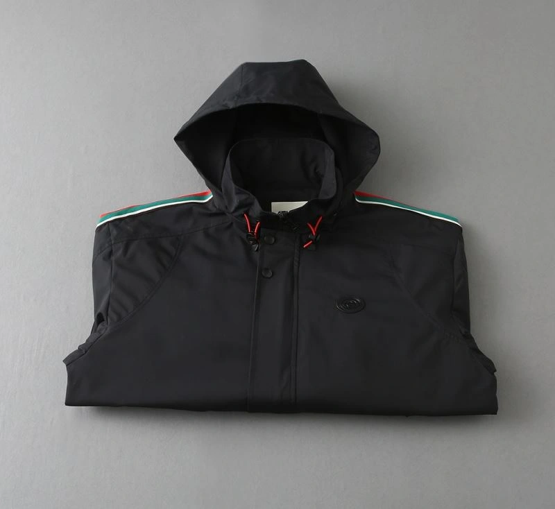 Bargain Gucci Outwear
