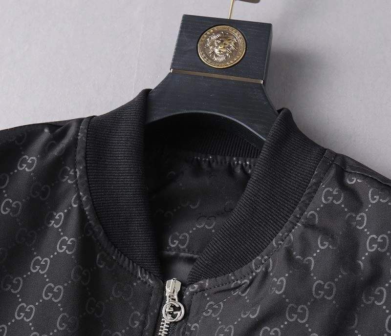 Bargain Gucci Outwear