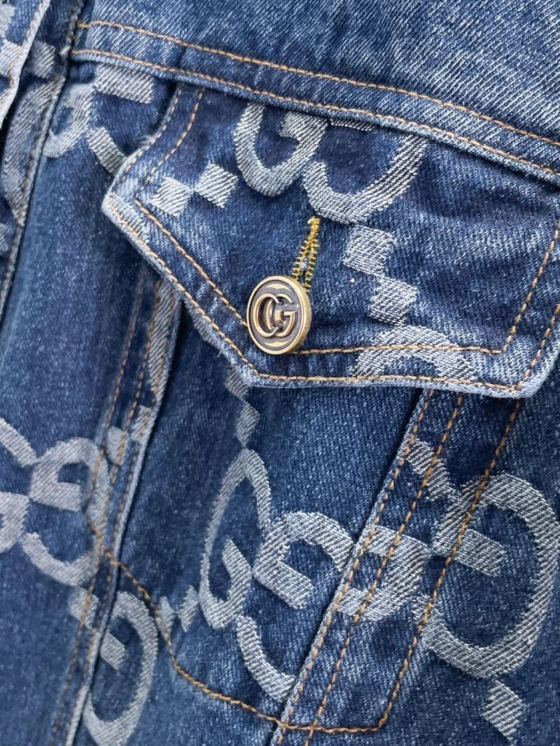 Discounted Gucci Outwear