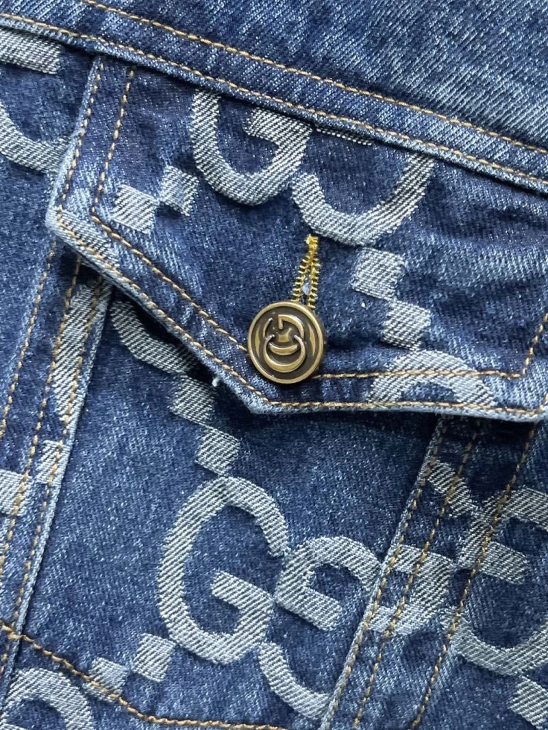 Discounted Gucci Outwear
