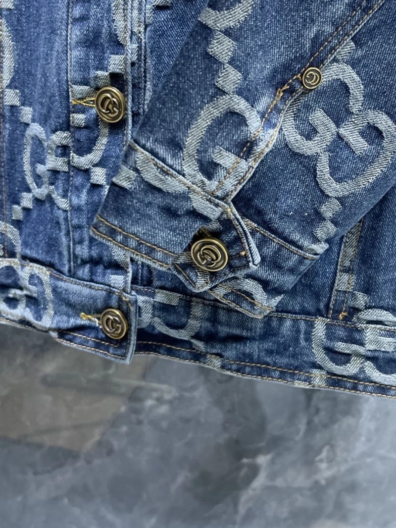 Discounted Gucci Outwear