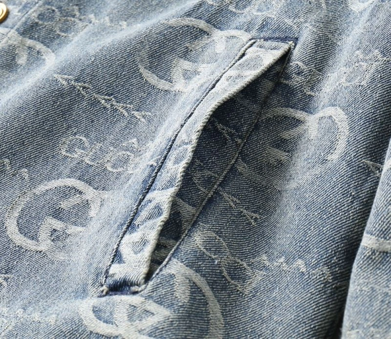 Accurate model Gucci Outwear