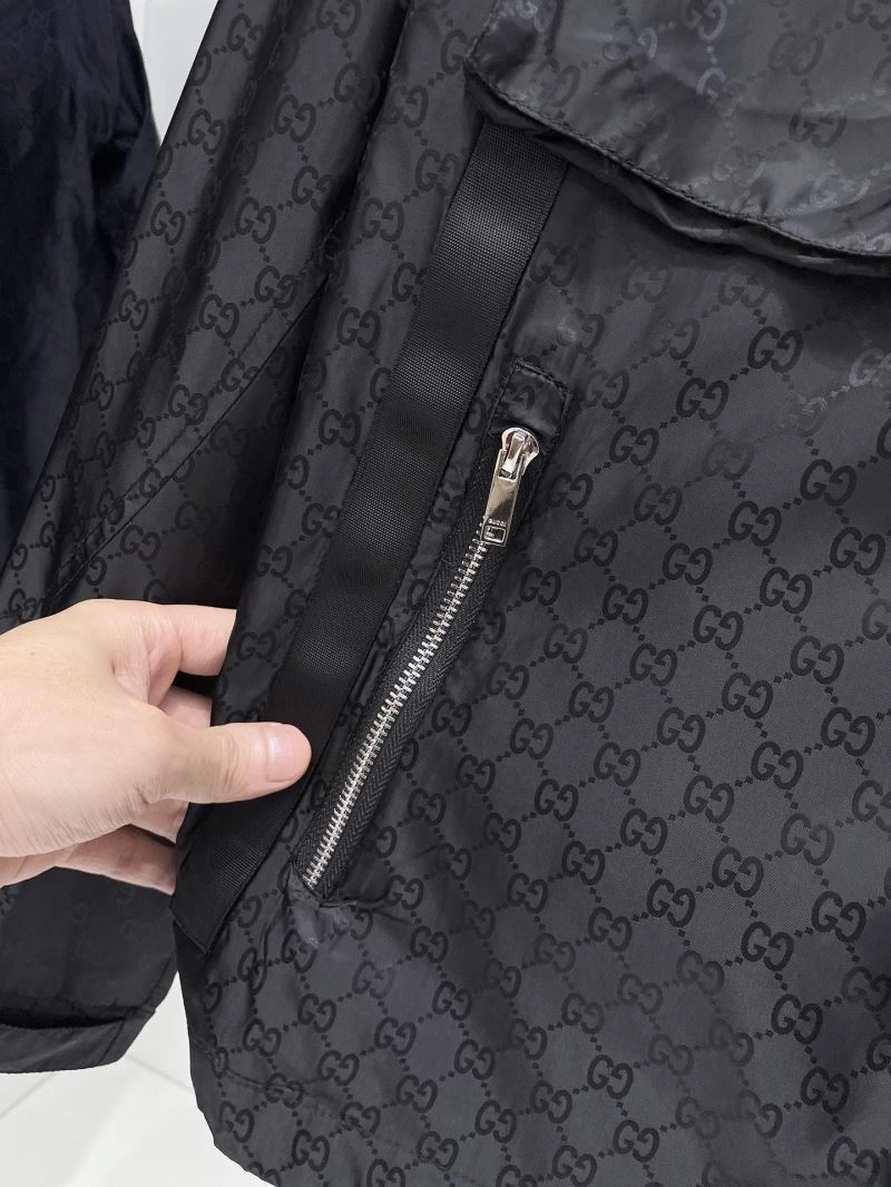 Bargain Gucci Outwear