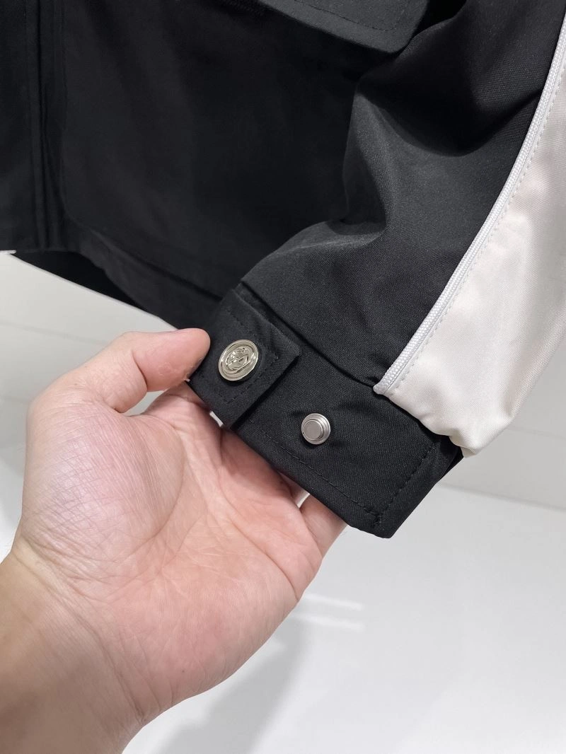 Economical Gucci Outwear