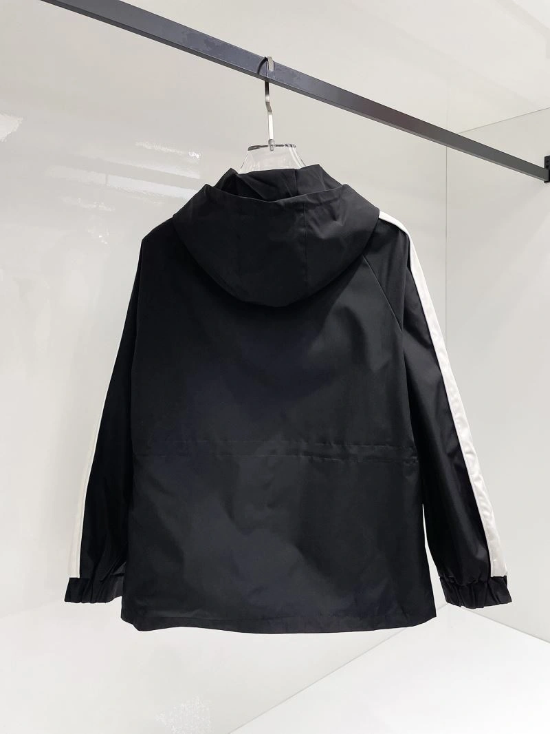 Economical Gucci Outwear