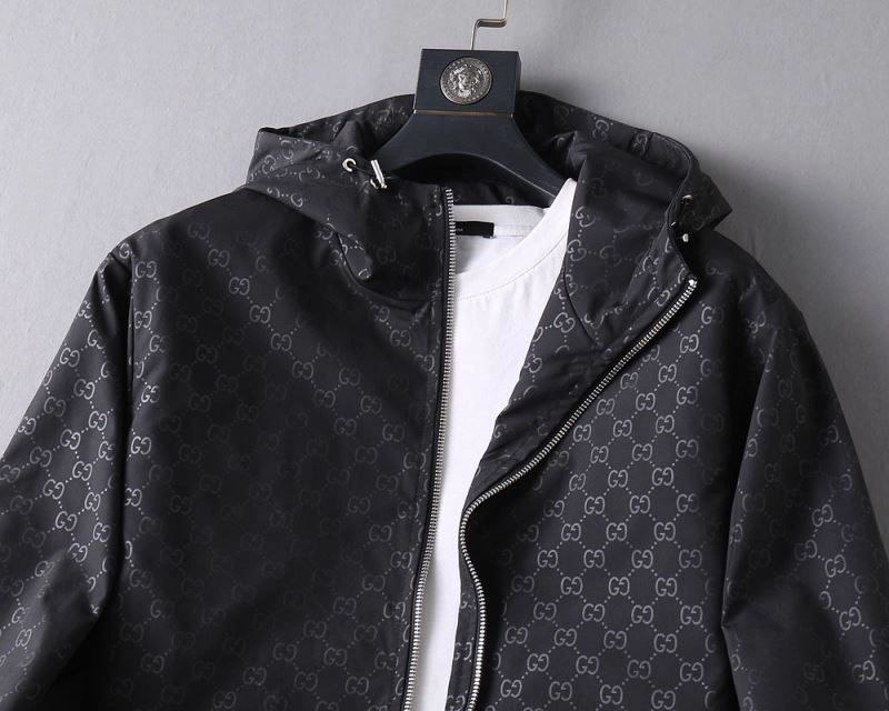 Low-cost Gucci Outwear