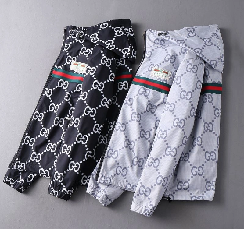 Top mirror Gucci Outwear