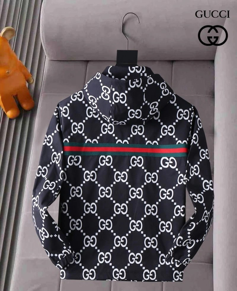 Top mirror Gucci Outwear