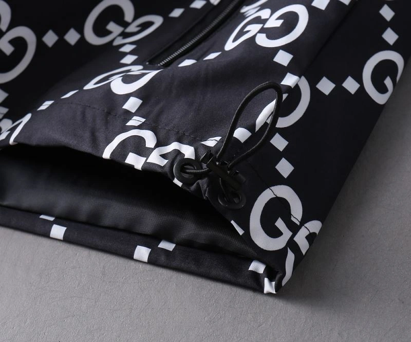 Top mirror Gucci Outwear