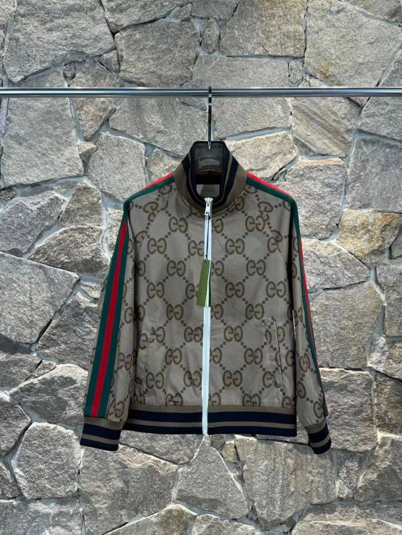 Bargain Gucci Outwear