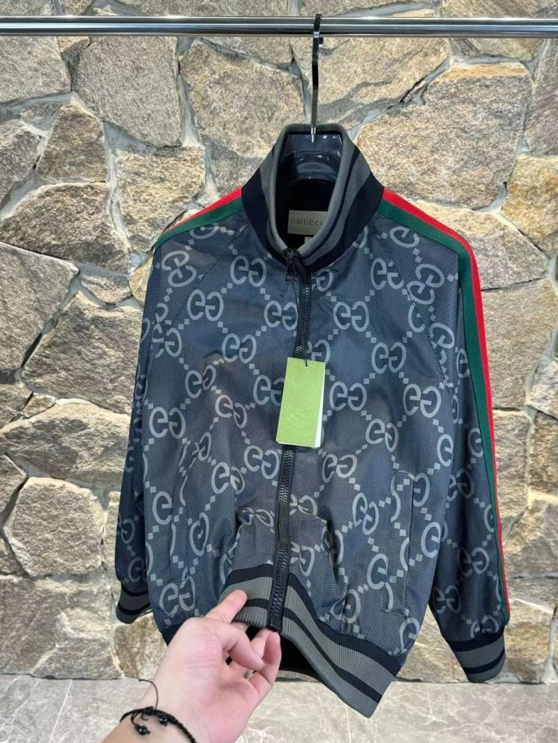 Bargain Gucci Outwear