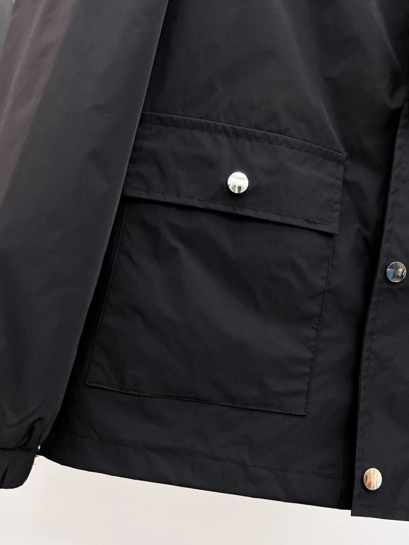 Authentic Gucci Outwear