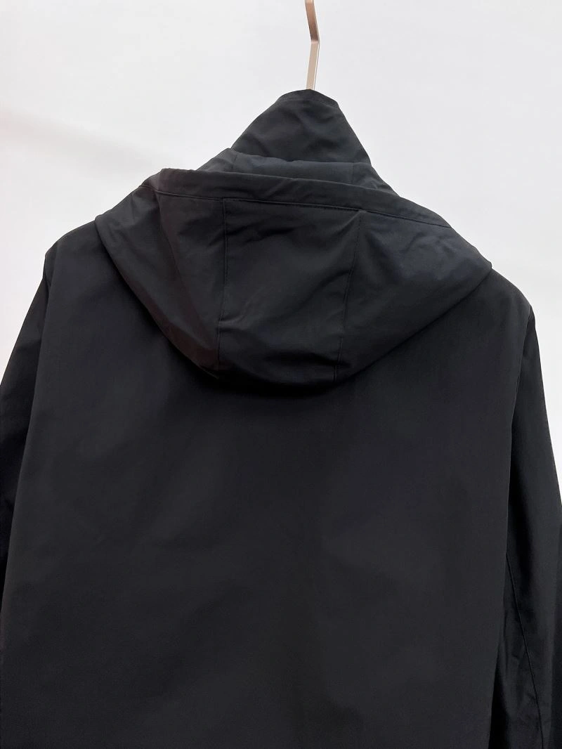 Original Gucci Outwear