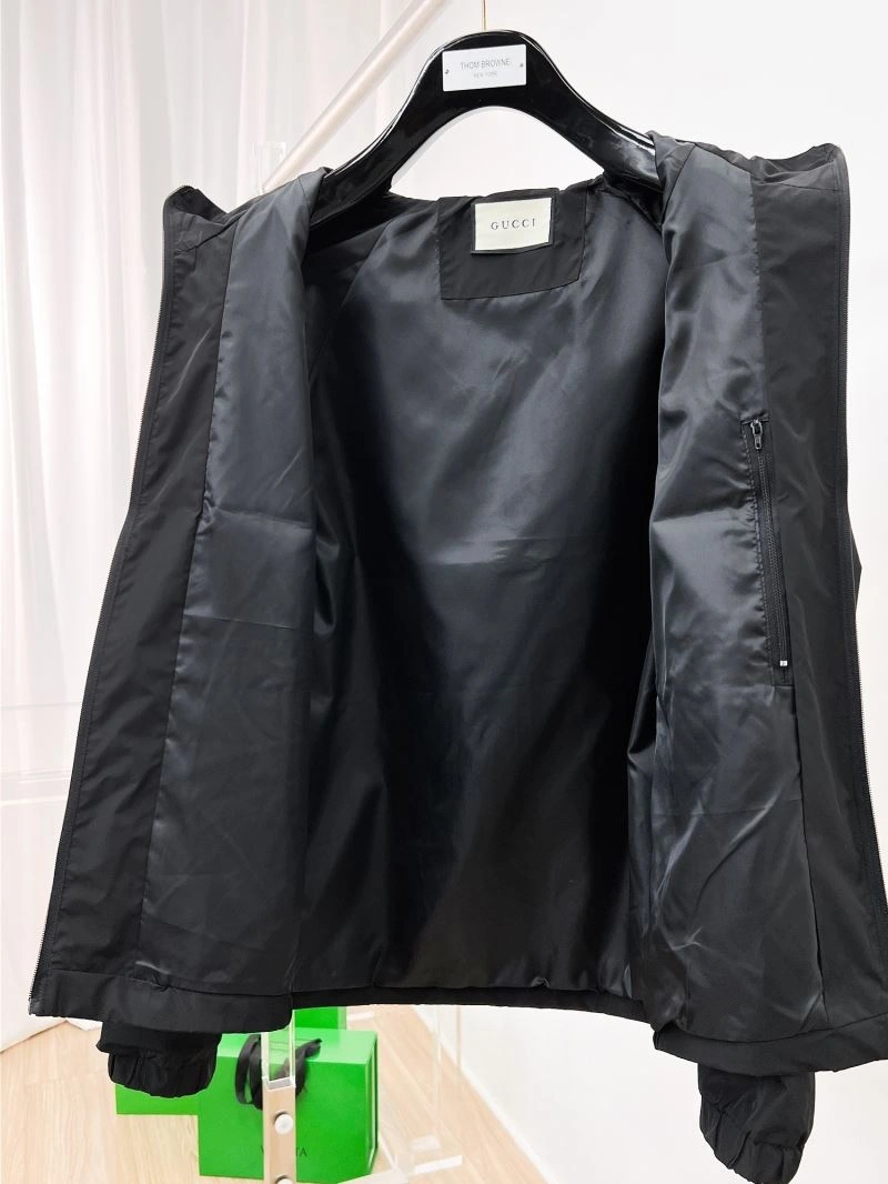 Bargain Gucci Outwear