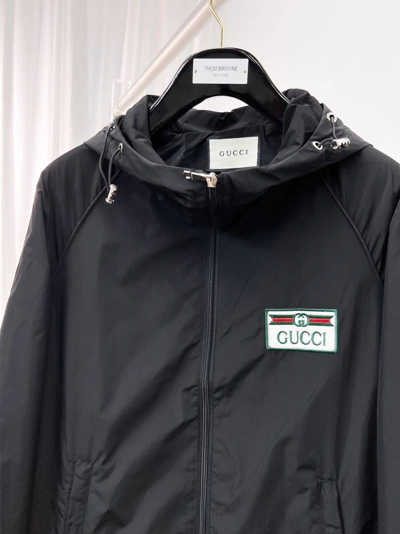 Bargain Gucci Outwear