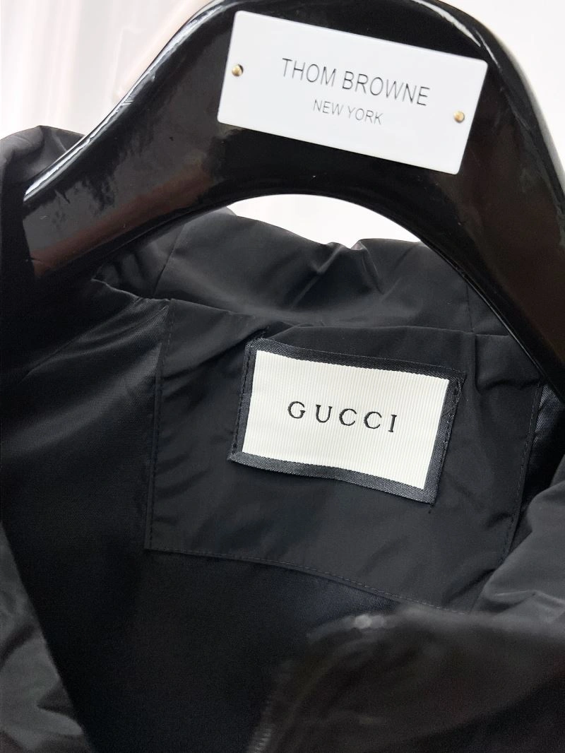 Bargain Gucci Outwear