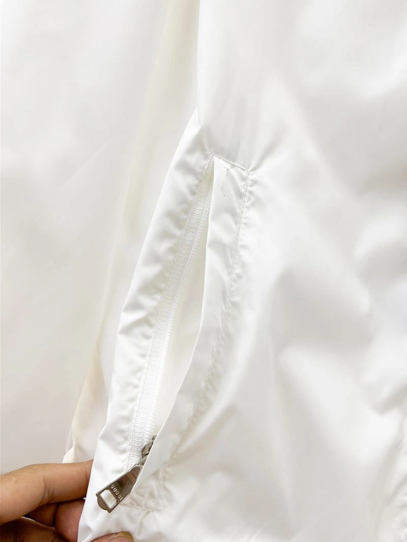 Original Gucci Outwear