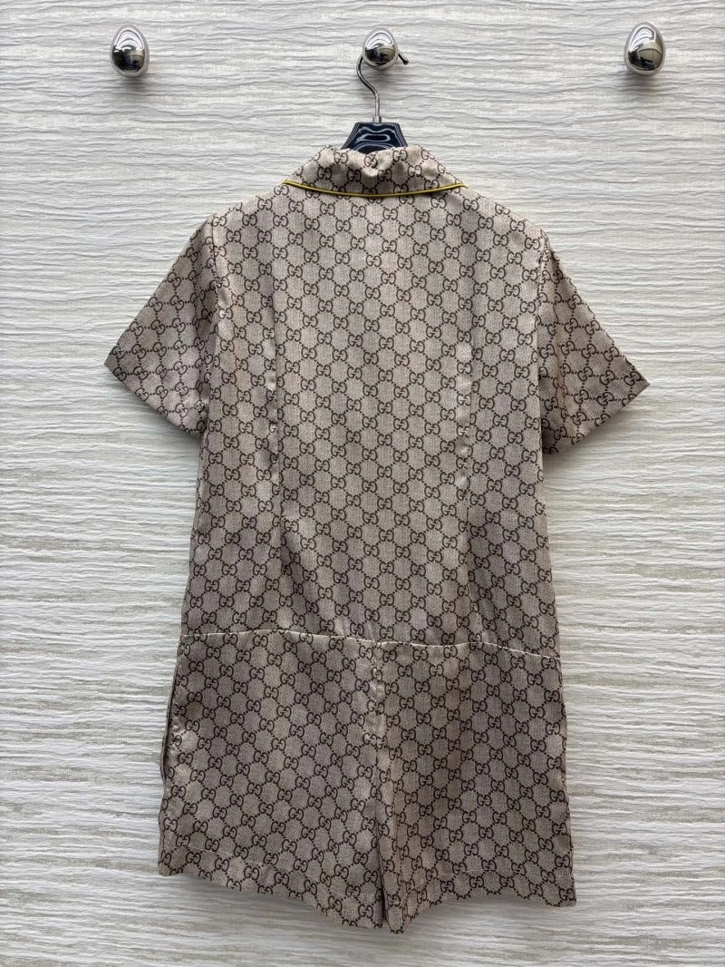 Official Gucci Outwear