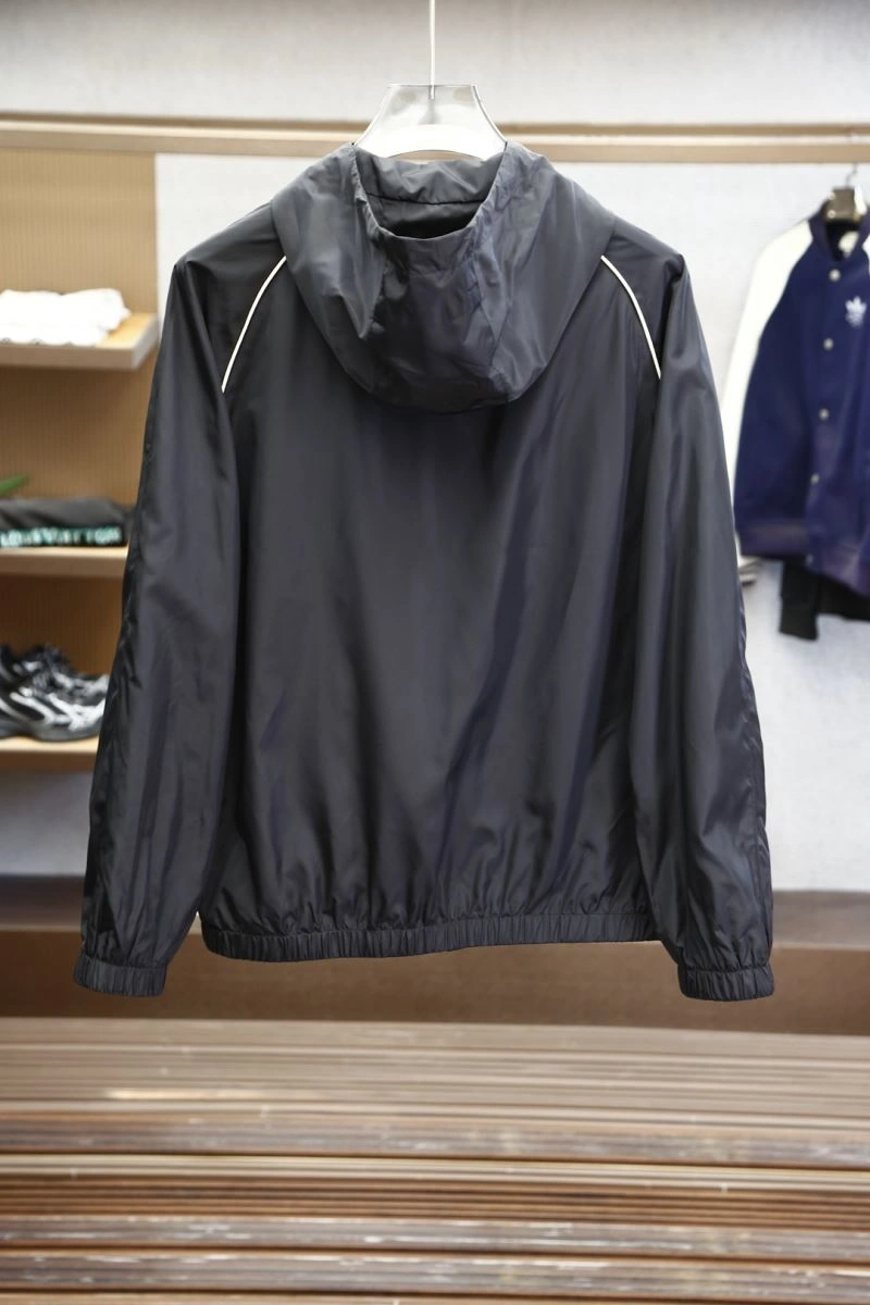 Official Gucci Outwear