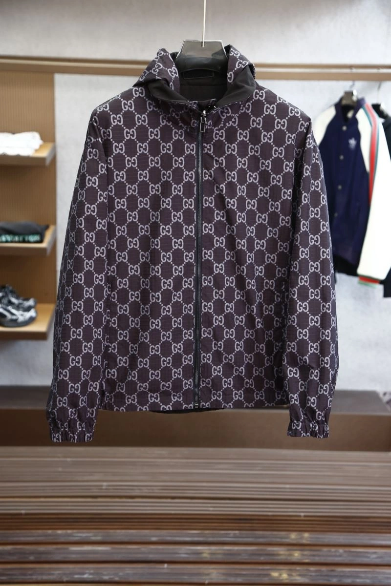 Bargain Gucci Outwear