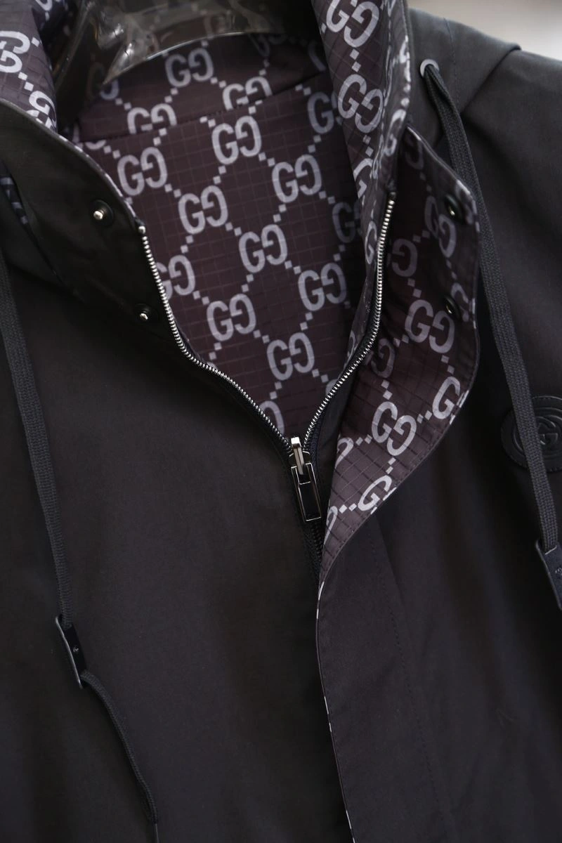 Bargain Gucci Outwear
