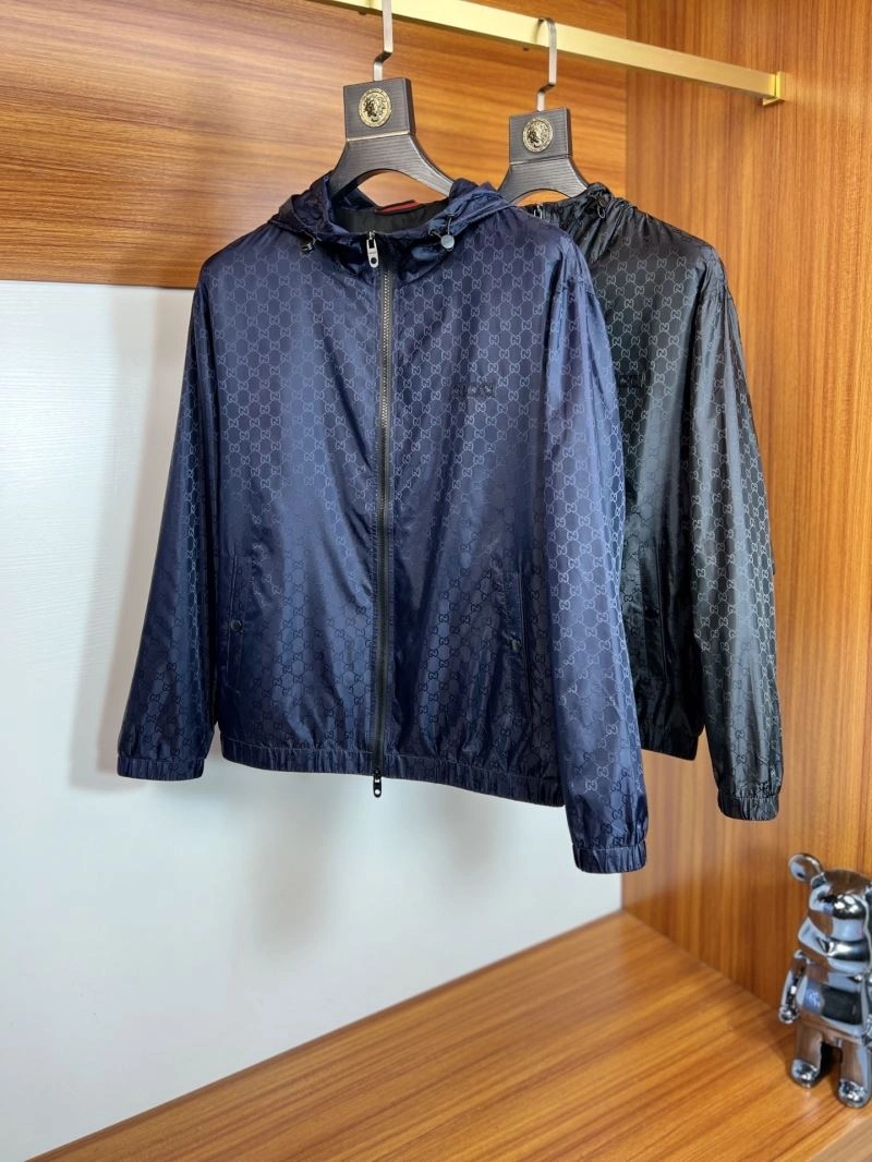 Bargain Gucci Outwear