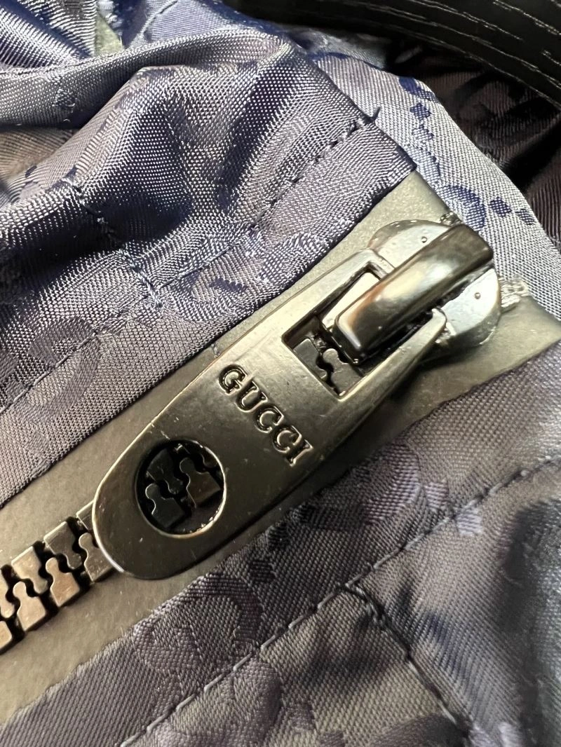 Bargain Gucci Outwear