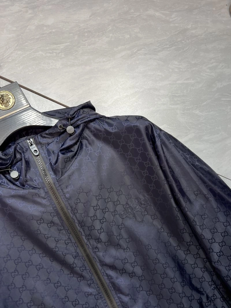 Bargain Gucci Outwear
