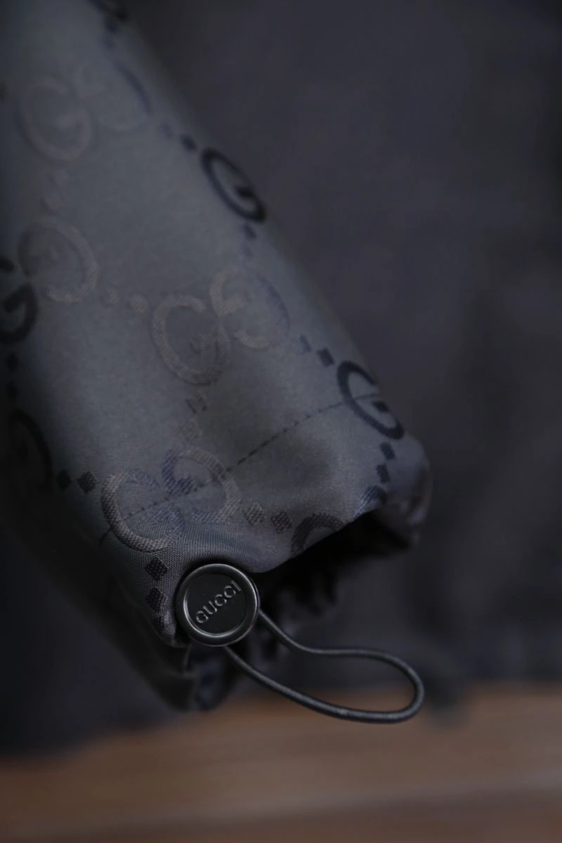 Original Gucci Outwear