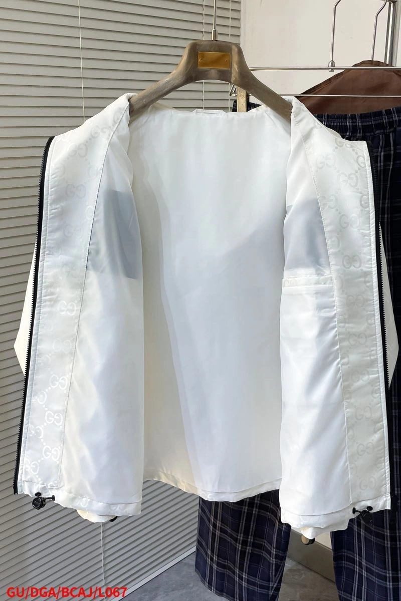 Top match Gucci Outwear